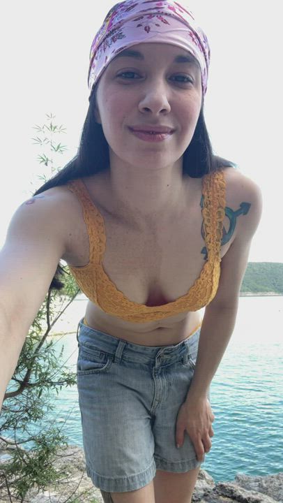 I almost forgot to post this! Anyways, enjoy a nature strip🥰 | Scrolller