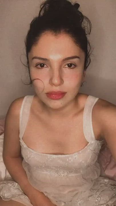 Is she as cute as me ? (My clit) | Scrolller