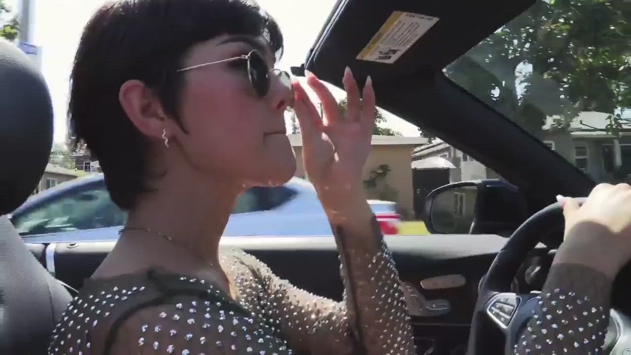 A drive with Luna Love | Scrolller