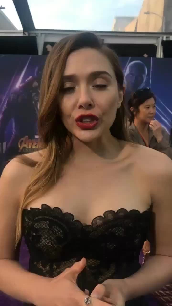 Elizabeth Olsen | Scrolller
