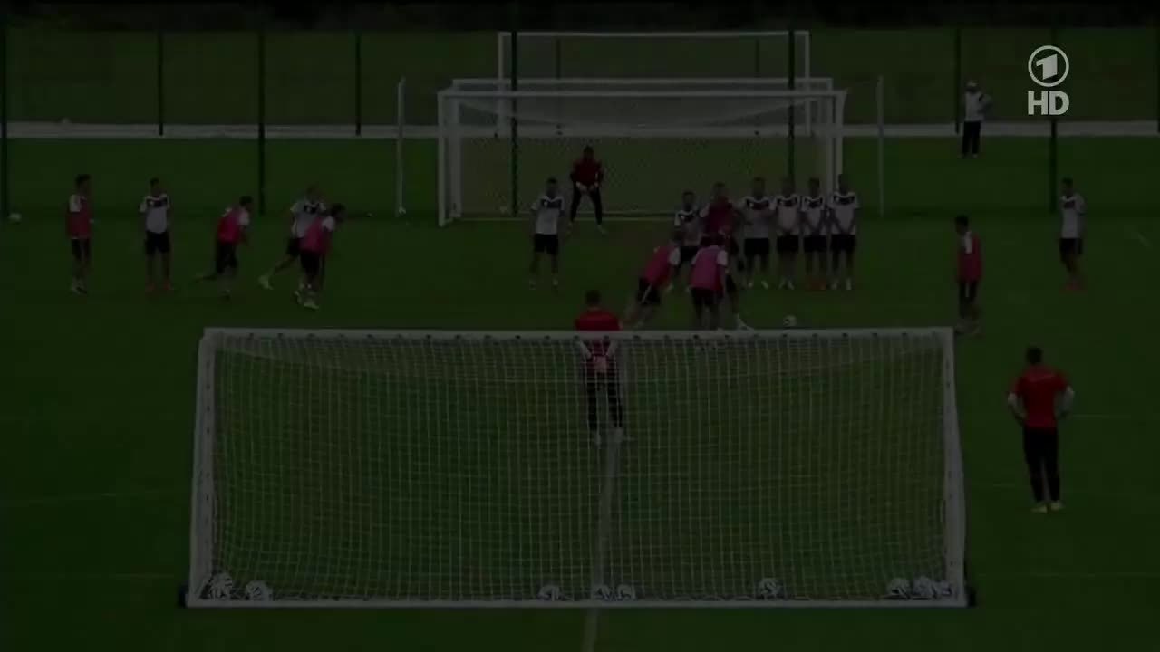 German national team performing THAT freekick routine from the Algeria game in a practice ...