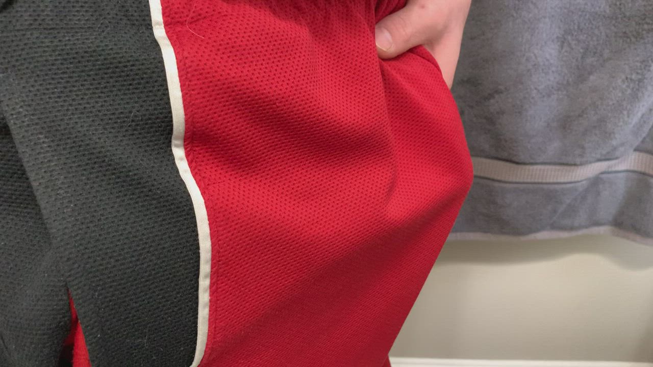 Oh just flopping around. | Scrolller