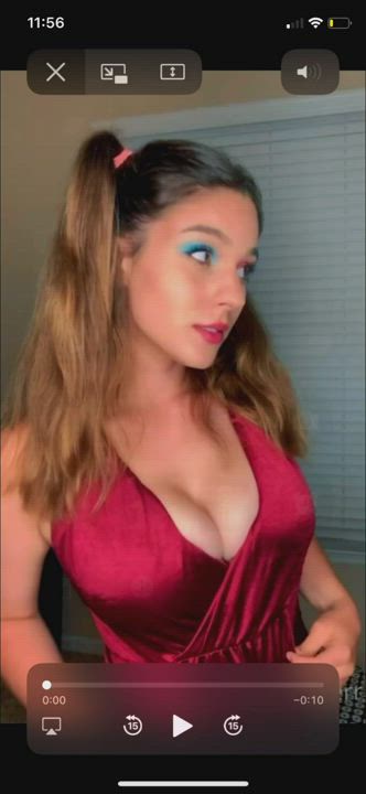 🍒🍒 | Scrolller