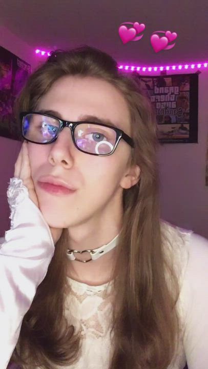 If you’re on the fence about feminising yourself, don’t be. Just do it. 😌💖 | Scrolller