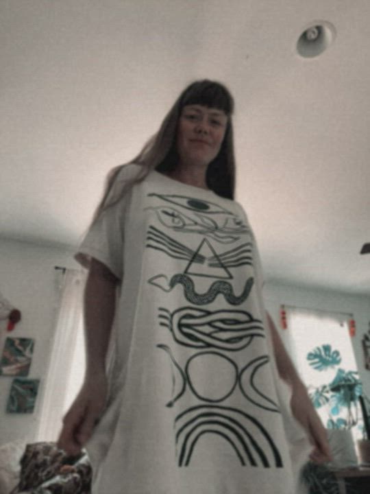 Flashing you first thing in the morning ☺️ | Scrolller