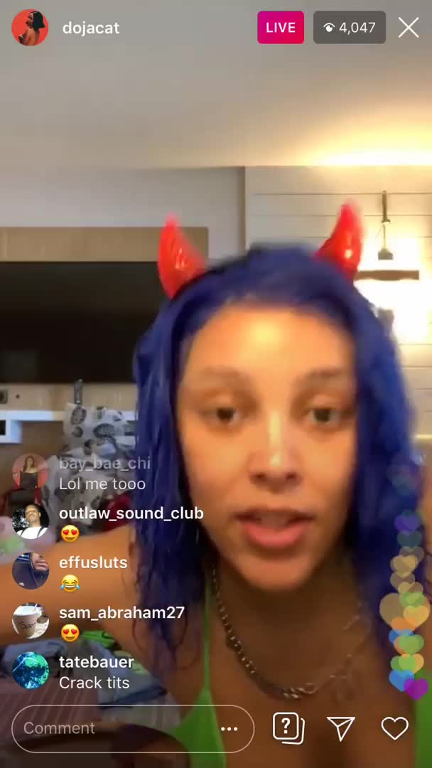 Doja Cat ig live pt 1 | Scrolller