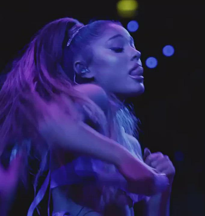 Little bounce with the tongue out | Scrolller