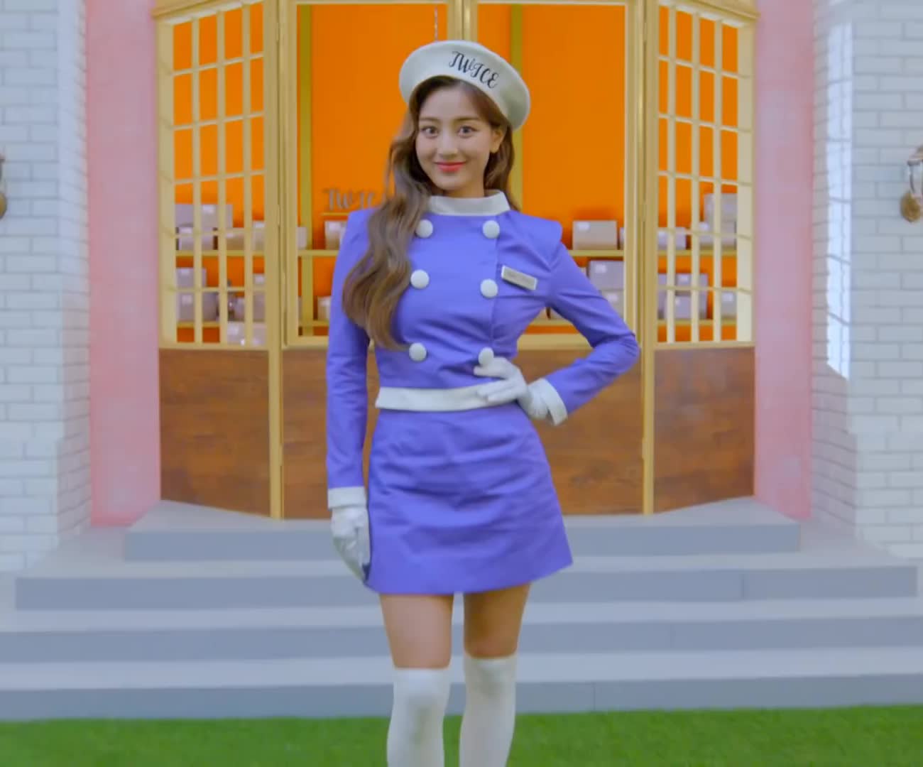 210219 - Beautiful Jihyo | Scrolller