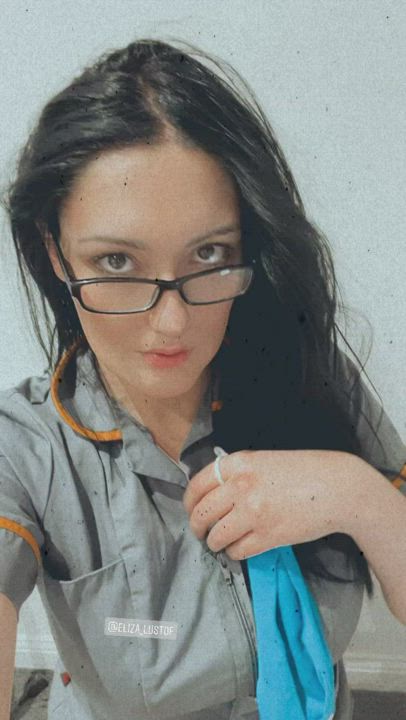Nurse Tit Worship Work Porn By Elizalustof F 23yo Scrolller
