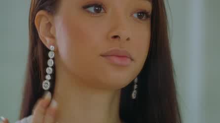 SCARLETT BLOOM | Scrolller