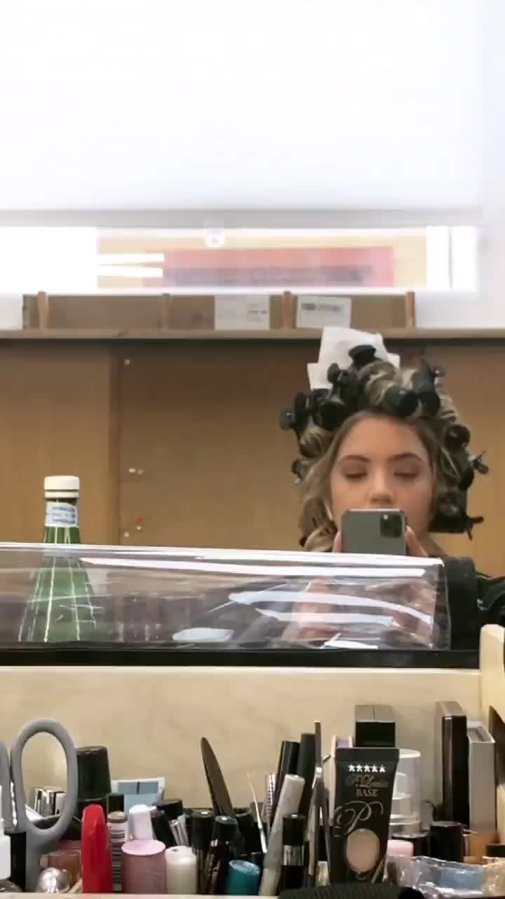 Getting her hair ready | Scrolller