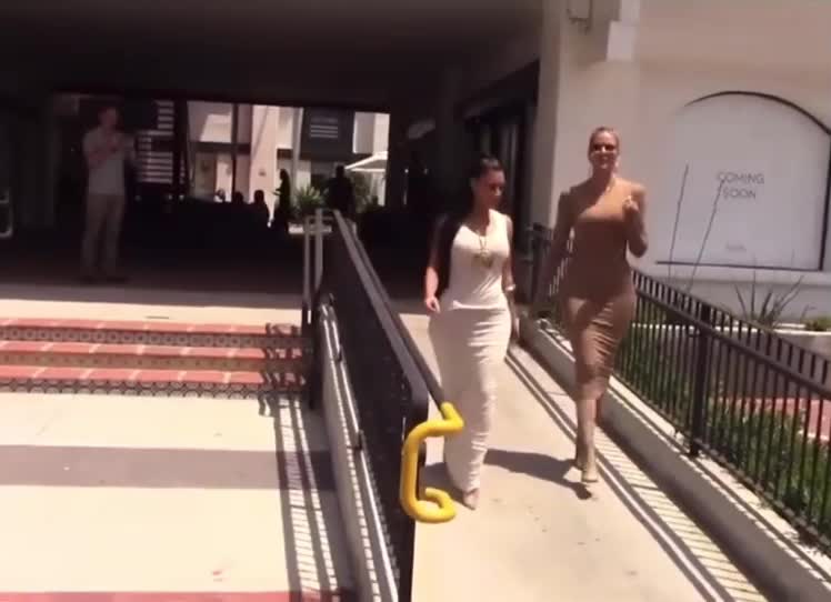 The 2 best asses on earth | Scrolller