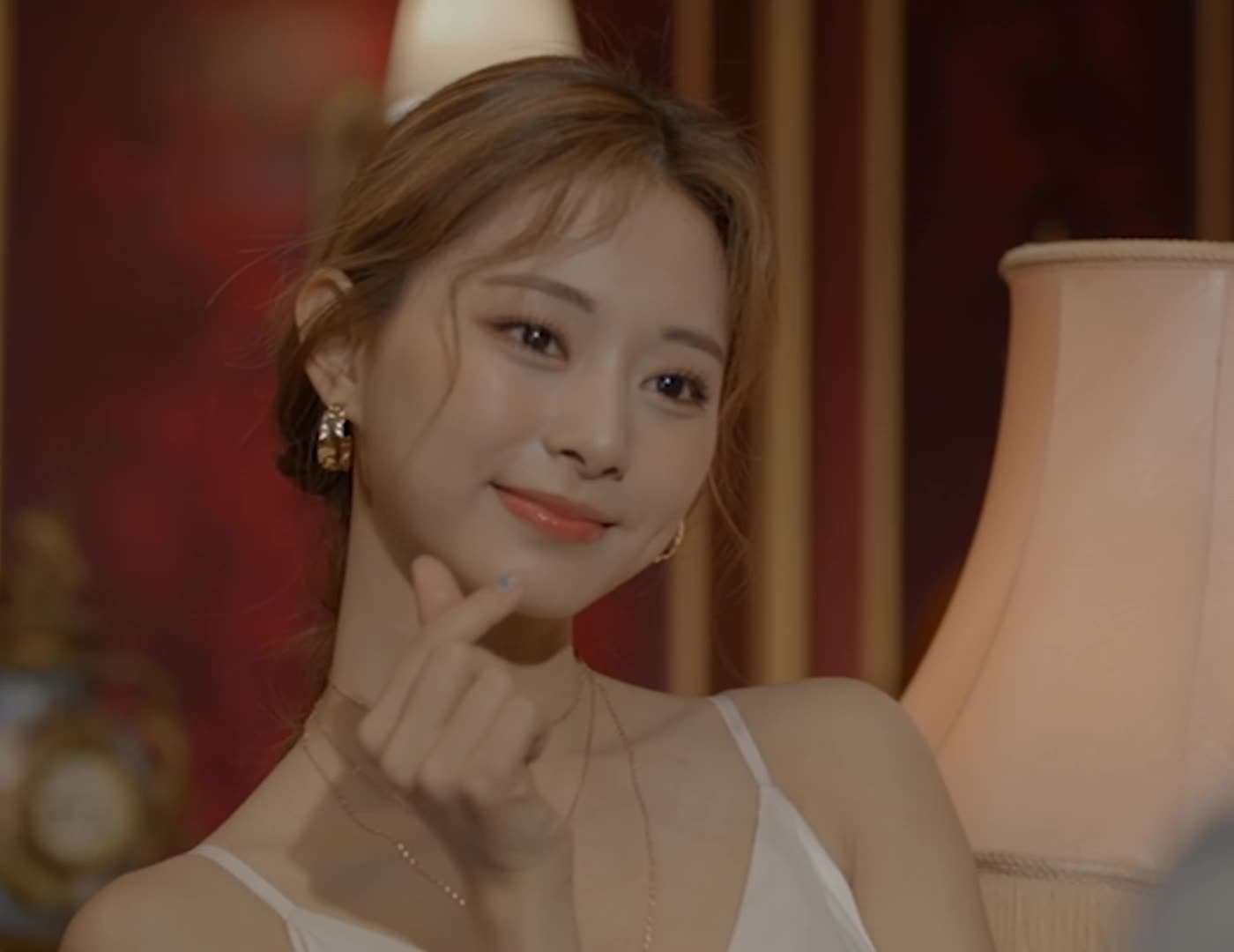 Adorable Tzuyu | Scrolller