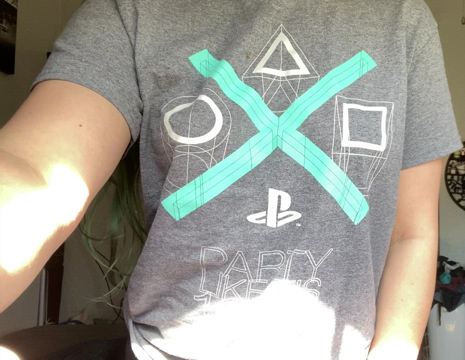 The sunlight does wonders for ghost nipples! | Scrolller