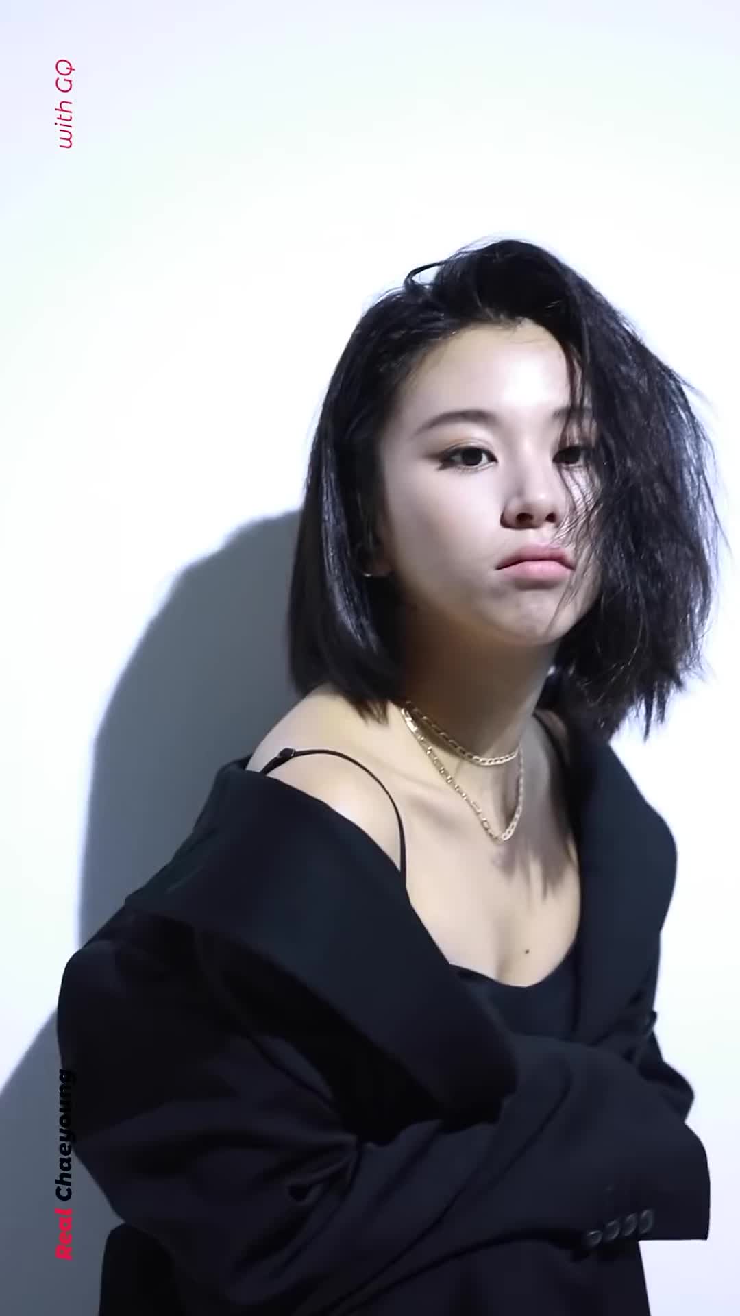 Chaeyoung - black jacket, photoshoot | Scrolller