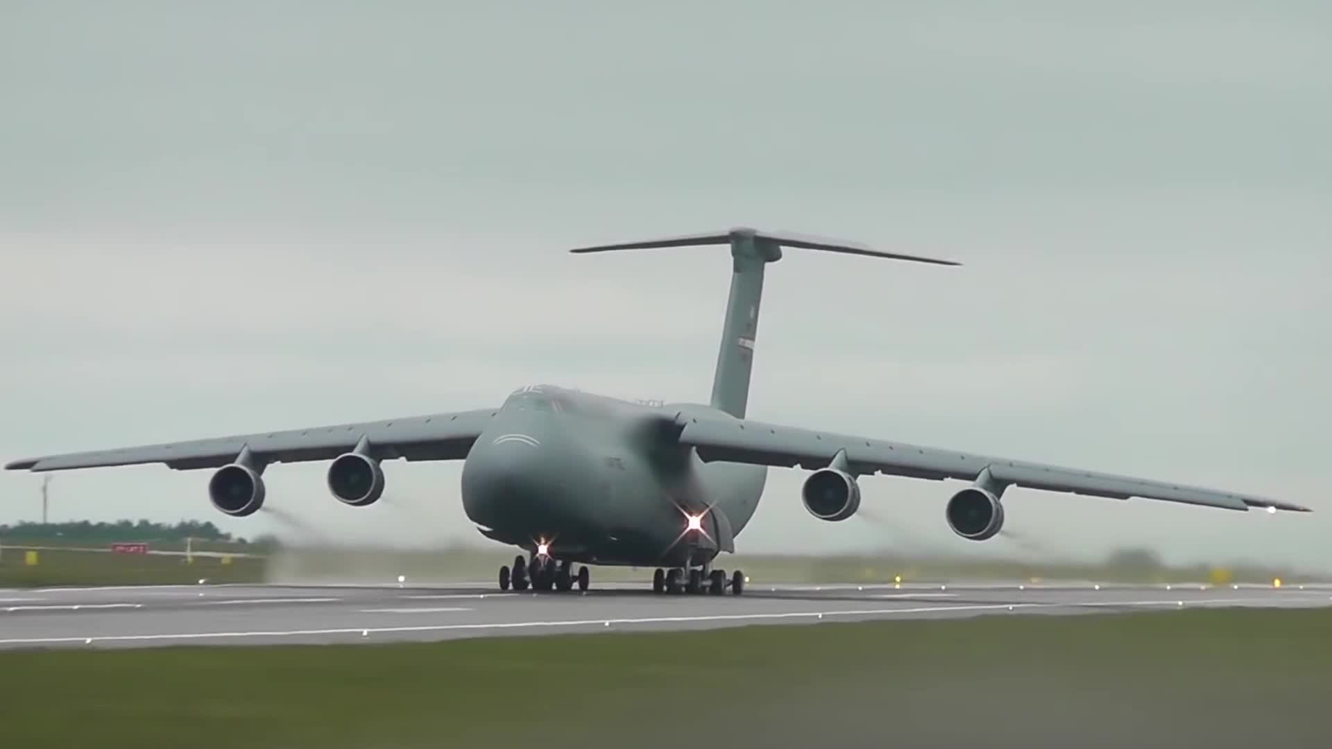 Phat girl has screaming orgasm | Scrolller