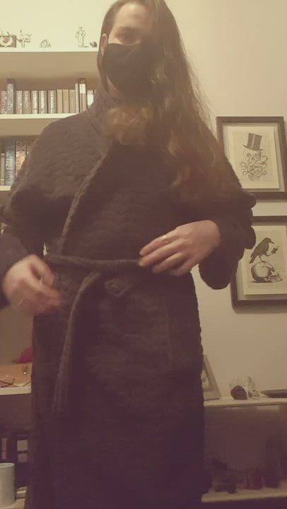 Fancy a taste? Or would you rather turn around and let me work my magic? | Scrolller