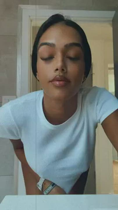 Drop dead gorgeous | Scrolller