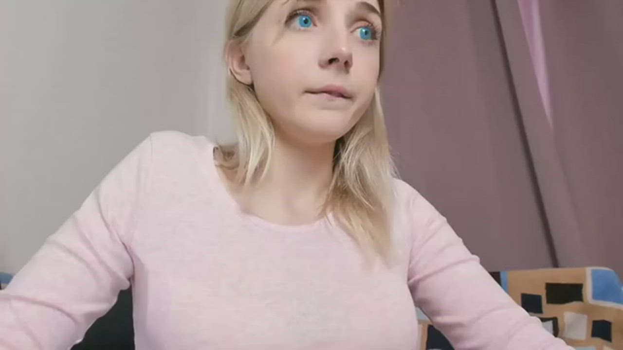 Cute Camgirl Masturbates On Camera Ends With An O Face Orgasm Scrolller