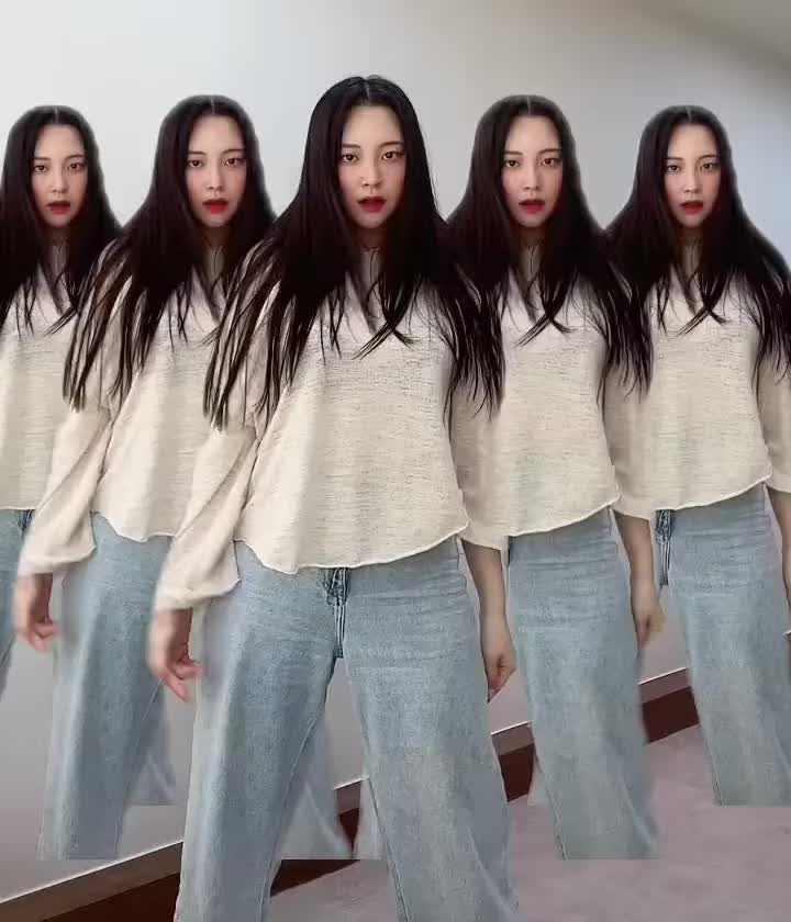 Ex Momoland Taeha Scrolller