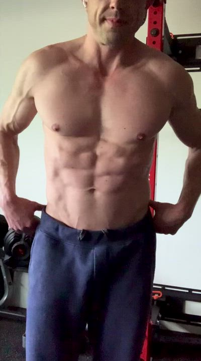 34[m] Loving workouts in a thong | Scrolller