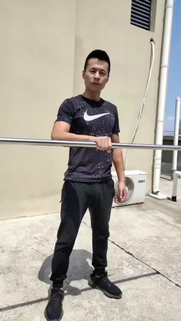 Staff Spinning technique tutorial | Scrolller