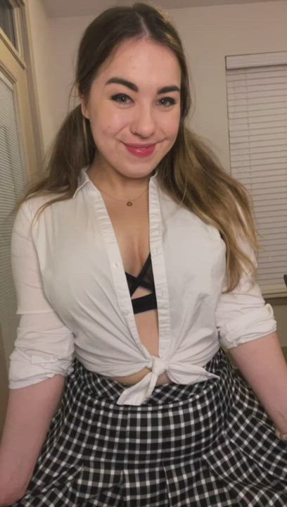 love when bouncy boobies come out of nowhere !! | Scrolller