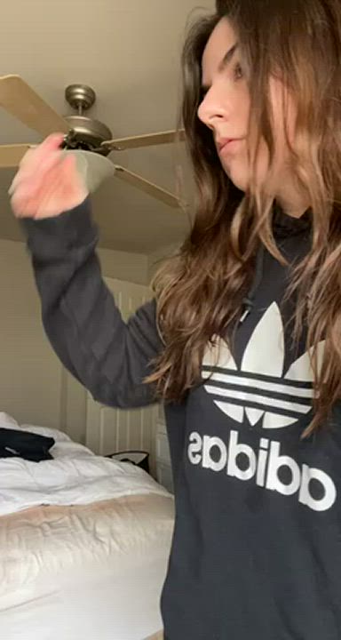 Pov You Ask To See Whats Under My Hoodie 😊 Scrolller