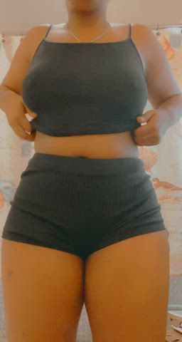 I need your approval, do you like my titties? | Scrolller