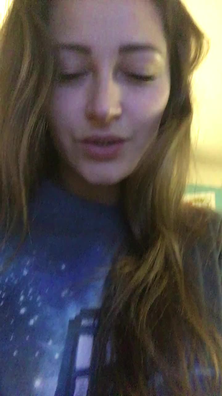 Dani Masturbating For You | Scrolller