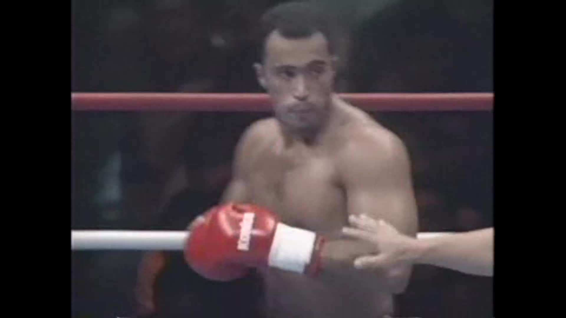 Devastating spinning back finish by Francisco Filho | Scrolller