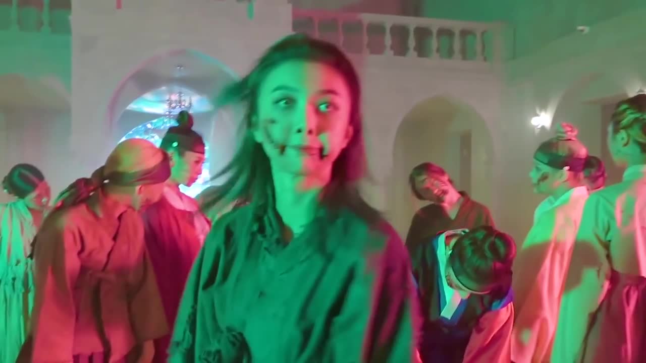 Zombie Dami | Scrolller