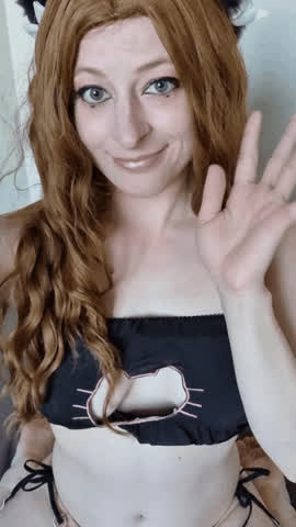 Would you play with me? | Scrolller