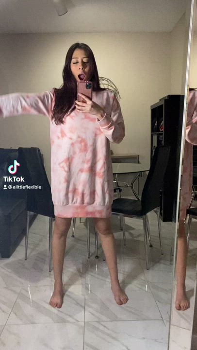 How about a quickie before we leave for work? | Scrolller