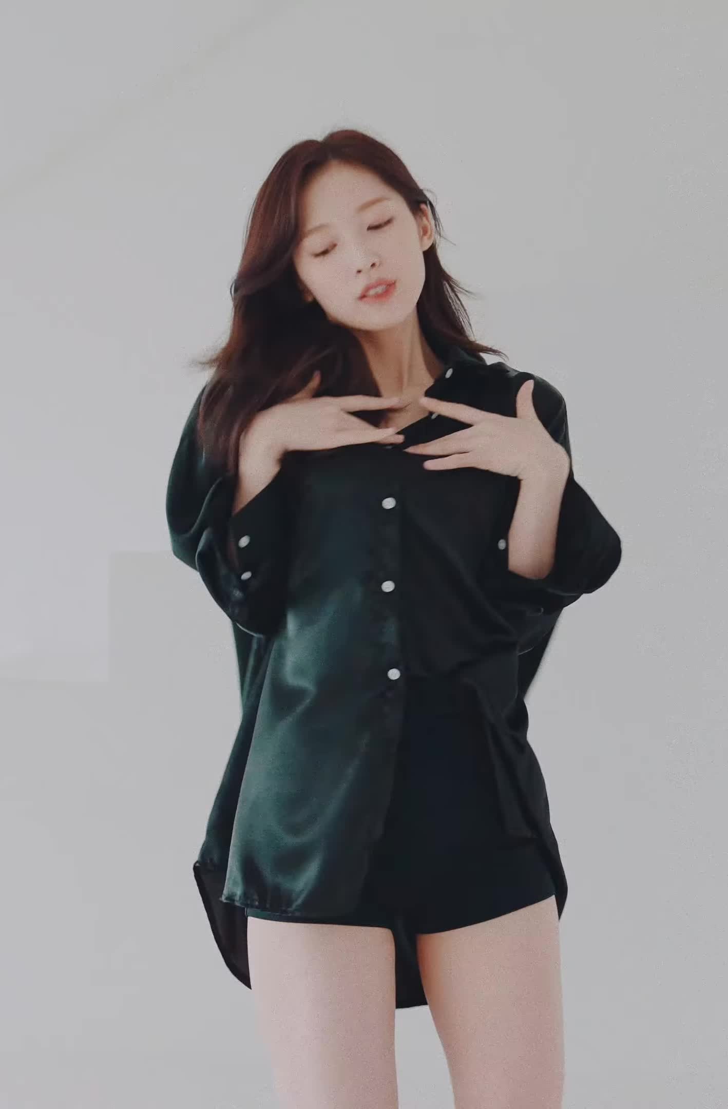 Oh My Girl - Arin | Scrolller