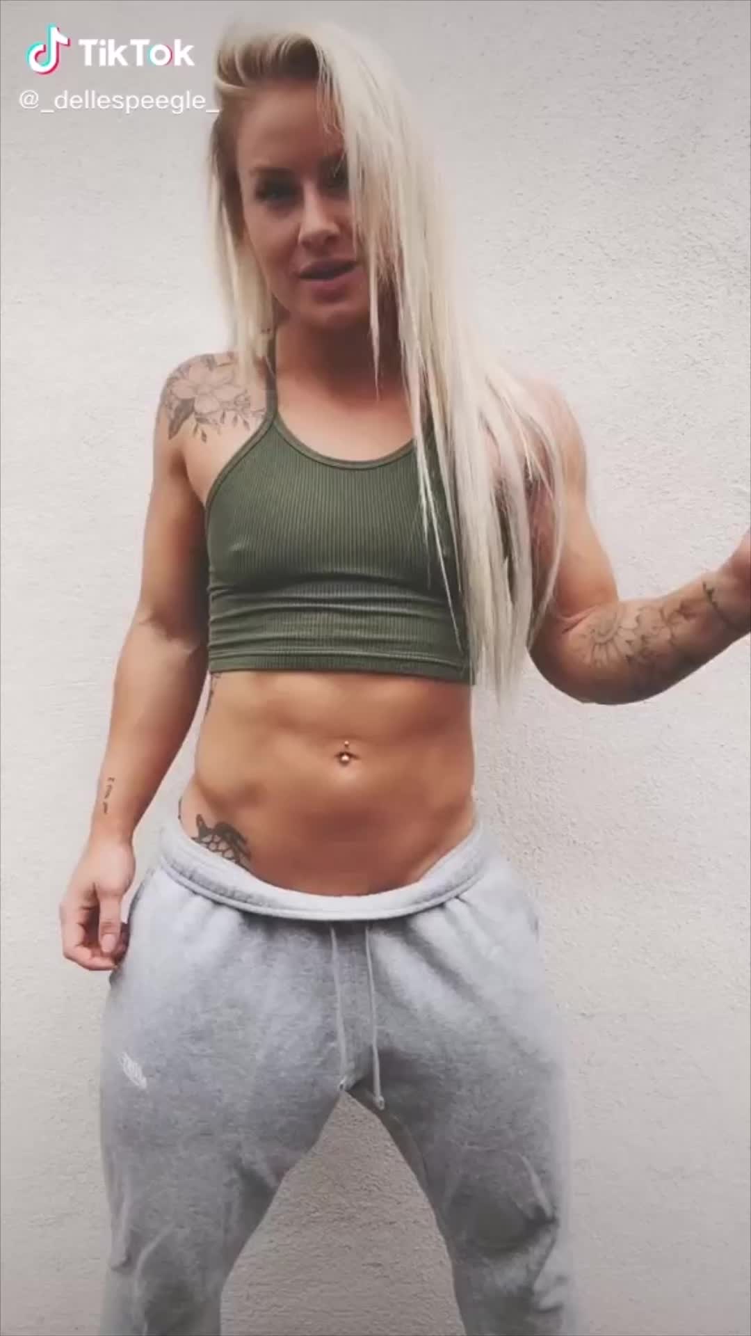 Dani Speegle shows off her dance moves | Scrolller