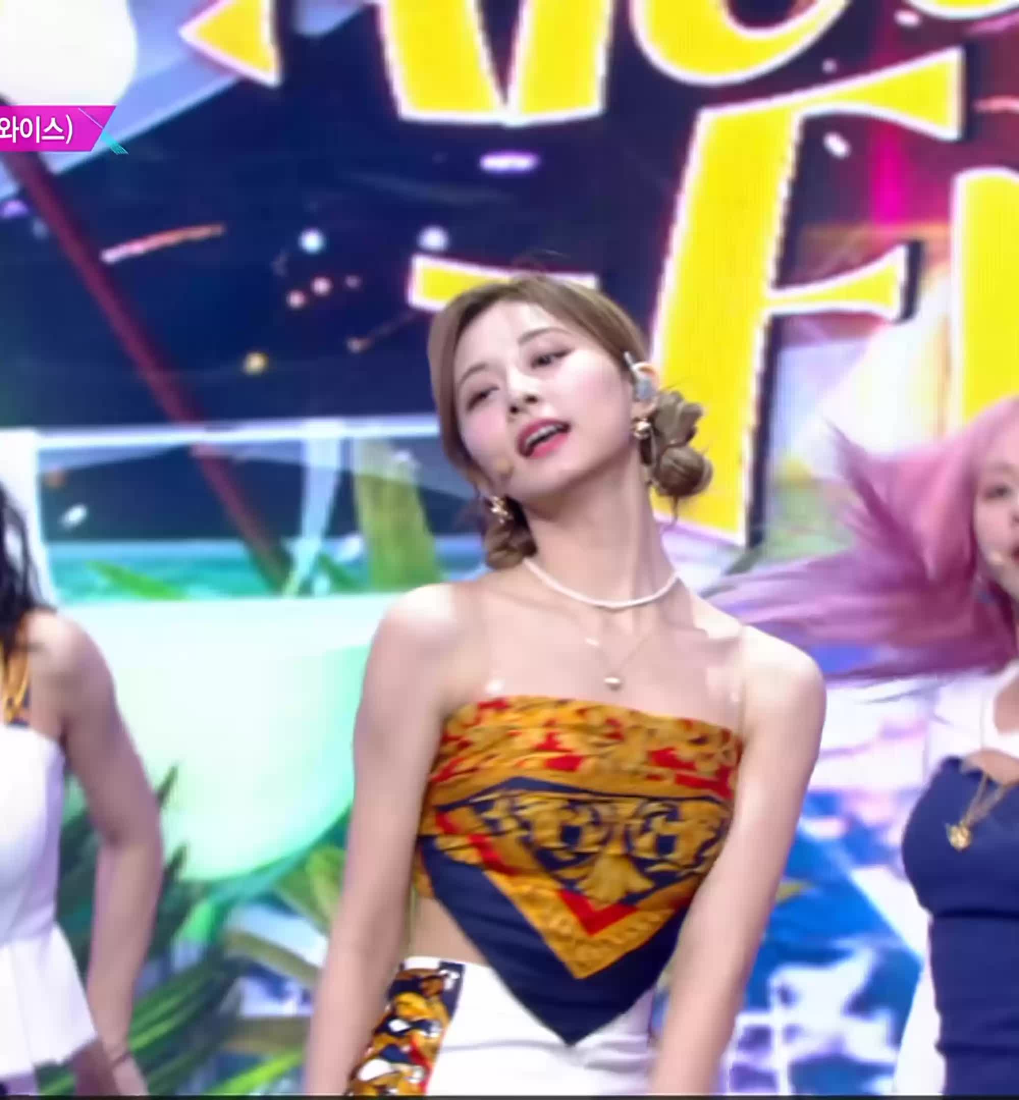 Gorgeous Tzuyu | Scrolller