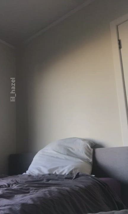 I’m here waiting and in position, ready for you to fill me up (20F) | Scrolller