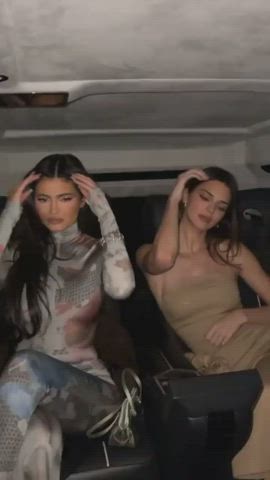 You got Kylie and Kendall in limo for 1h. What you do? | Scrolller
