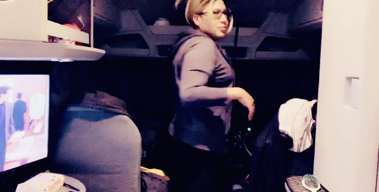 Hello😍😍😍 | Scrolller