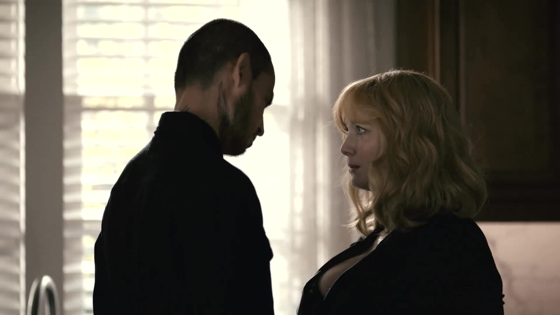 Christina Hendricks Belly Peek in Good Girls (Hopefully Not a Belly Double) | Scrolller