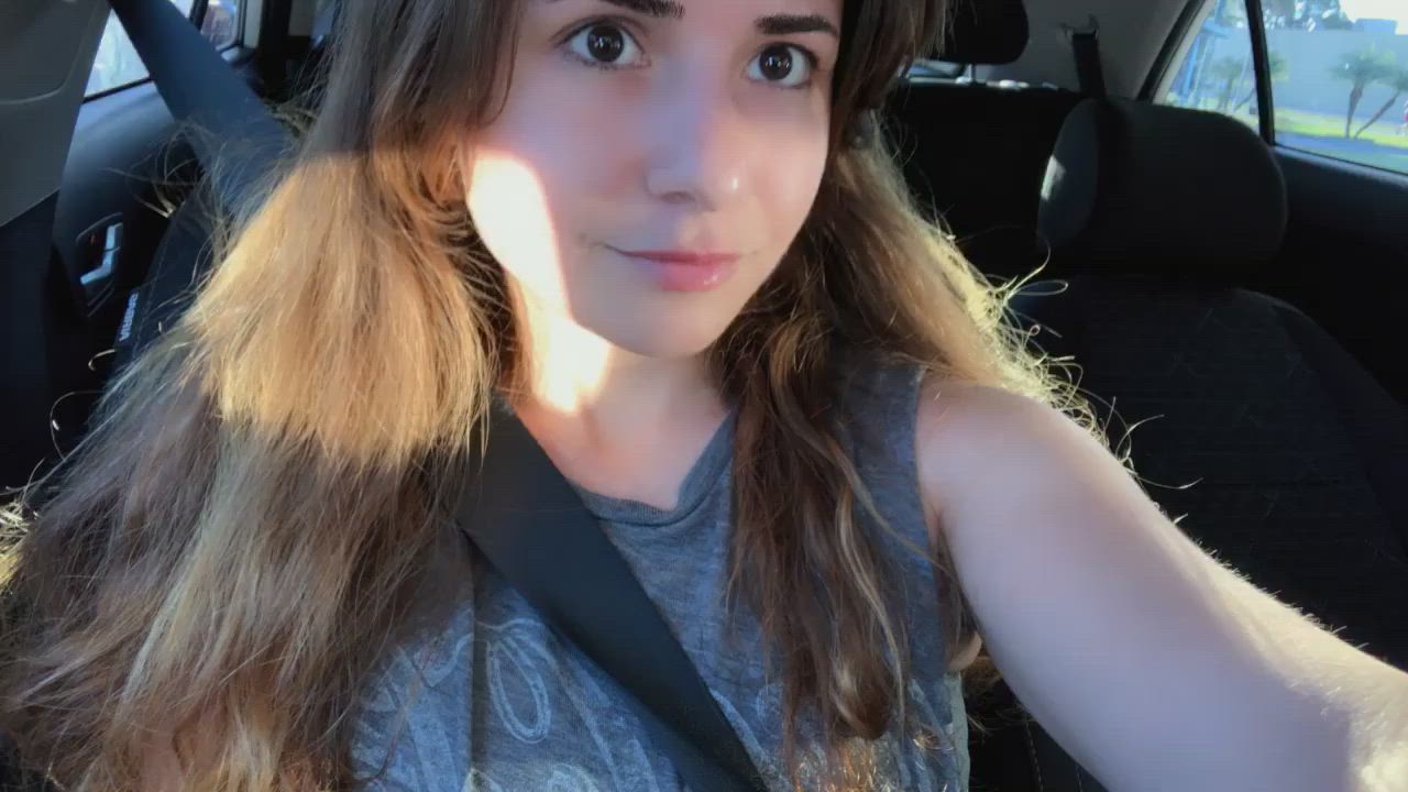 Wanna workout with me?🙈💕 | Scrolller