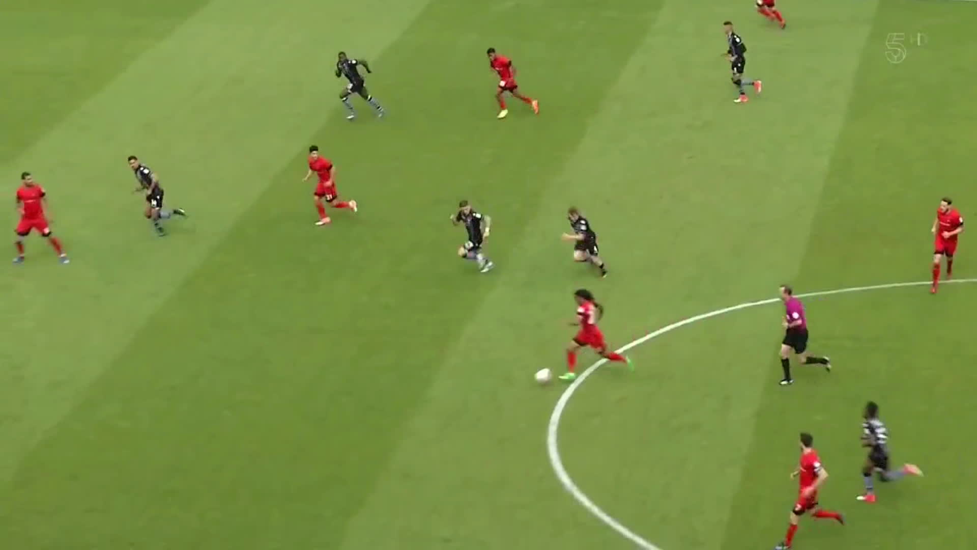 Sandro Semedo's amazing long range goal for Leyton Orient against Colchester (X-post from r ...