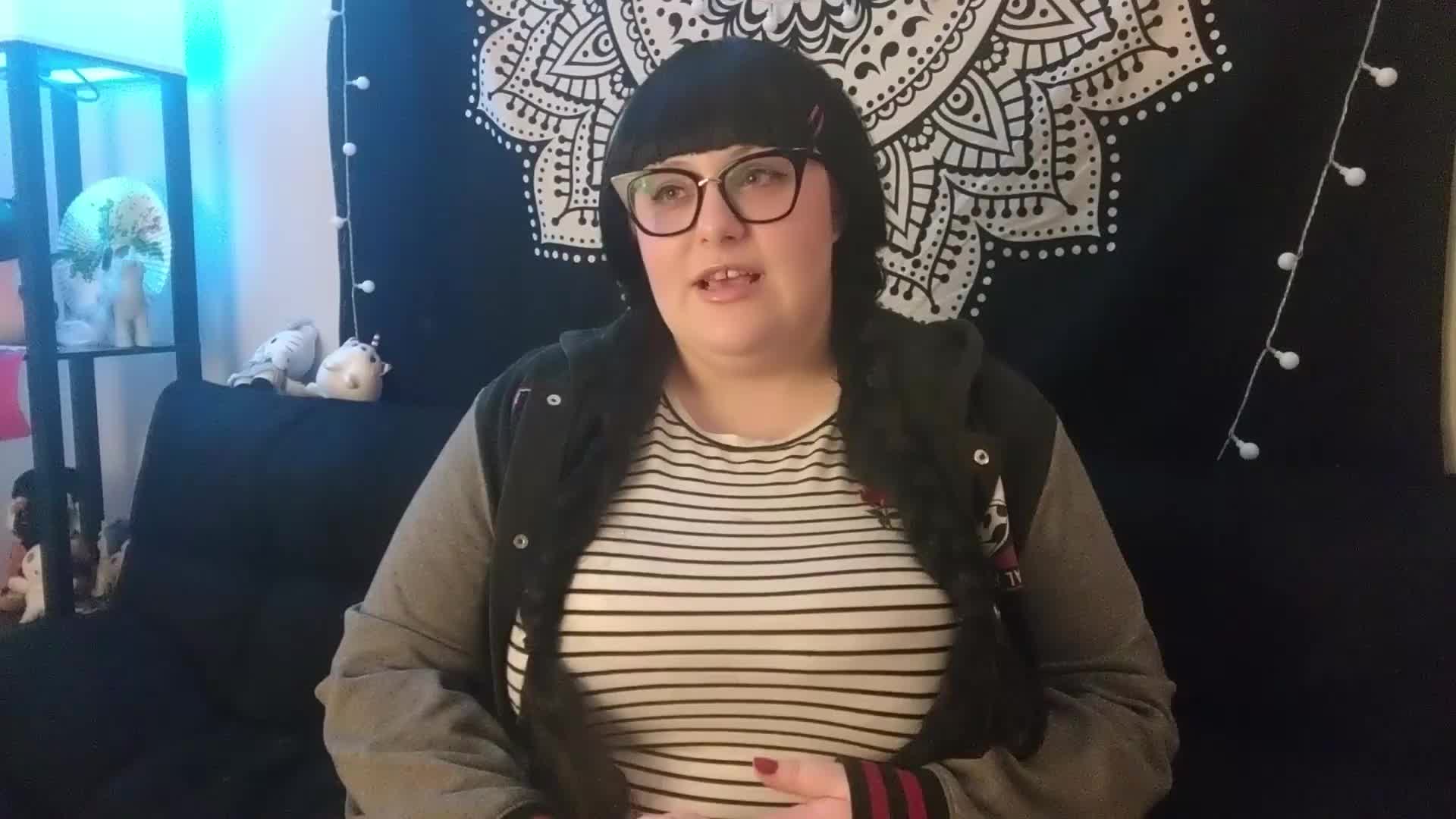 taking your bff's virginity 😈 my newest roleplay vid is up on my onlyfans! | Scrolller