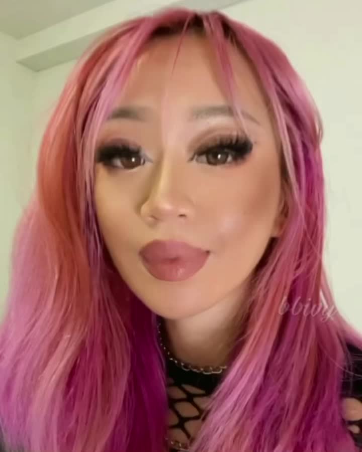 Do you think I can make you cum? 😈 | Scrolller