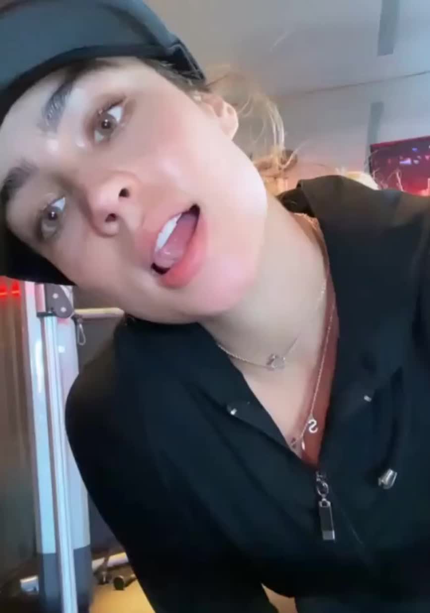 Booty Gains | Scrolller