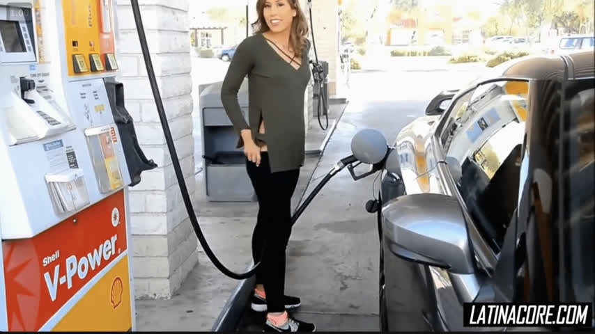 Pantsless at the petrol bowser | Scrolller