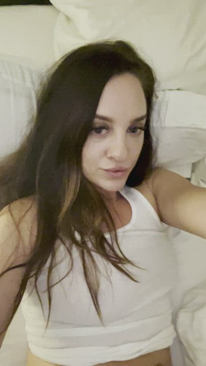 Going to bed early tonight. Join me? | Scrolller