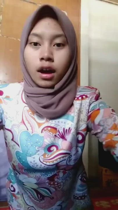 Stunning | Scrolller