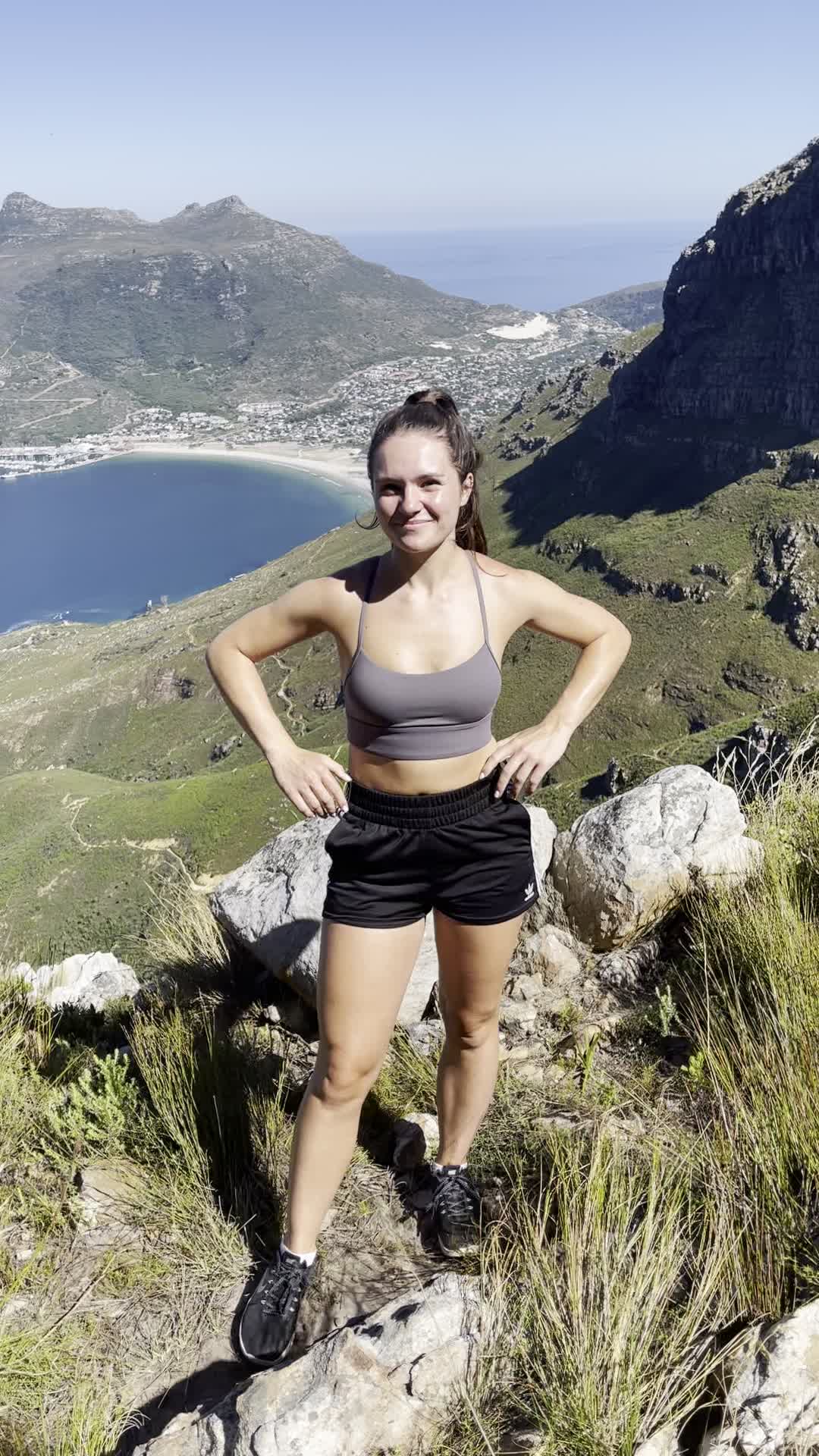 Mid-hike flash is a must! | Scrolller